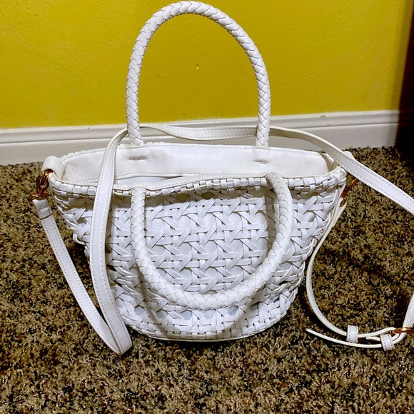 LC Lauren Conrad | Bags | Lauren Conrad Basket Weave Crossbody Purse ...
